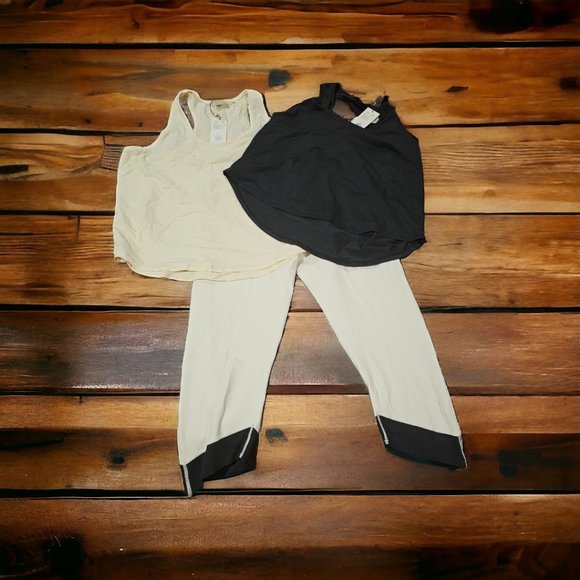 CALIA by Carrie Underwood | Tops | Calia Womens Essential Cross Capri ...